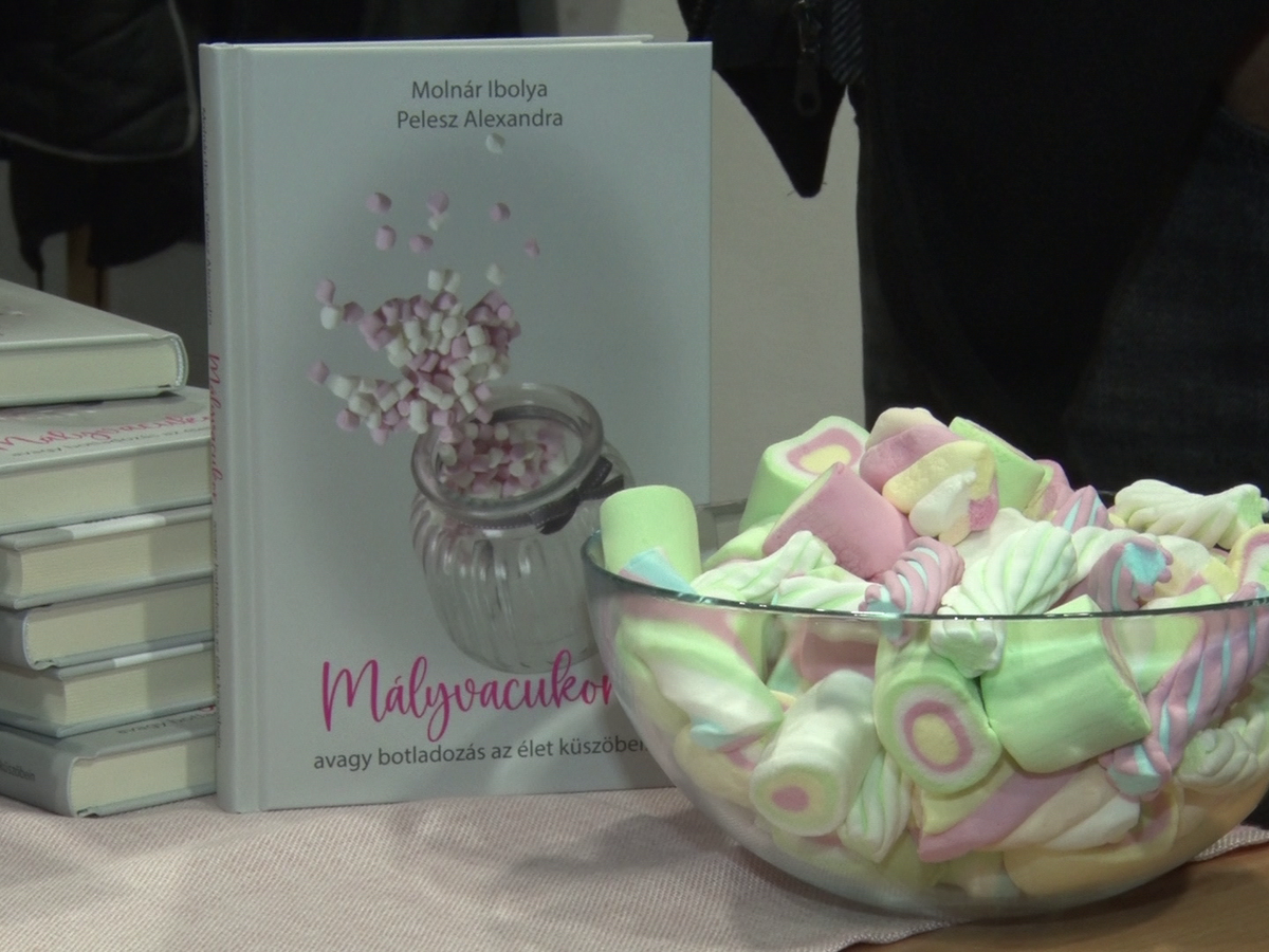 A szépirodalom és a pszichológia találkozik Molnár Ibolya és Pelesz ...